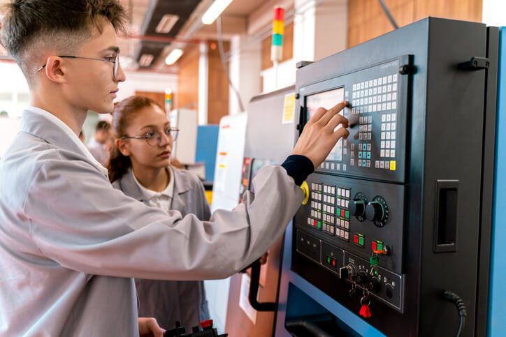 Vocational Education and Training Visa | Immigration Direct